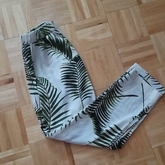 H&M | Pants & Jumpsuits | Hm Tropical Palm Tree Print Pants | Poshmark